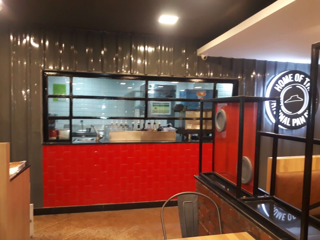 PIZZAHUT – Pasha Interior